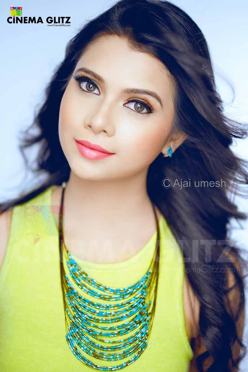Actress Shreya Gupta Pics